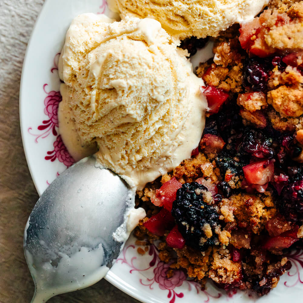 Blackberry Apple Crumble | Recipe